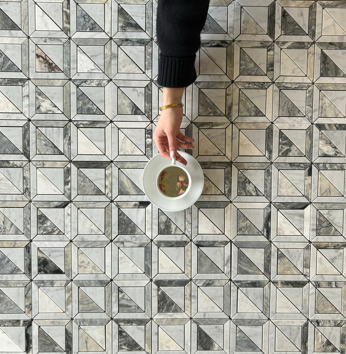 Lattice Waterjet Sinero and Bianca Carrara Marble Mosaic Tile Polished ...